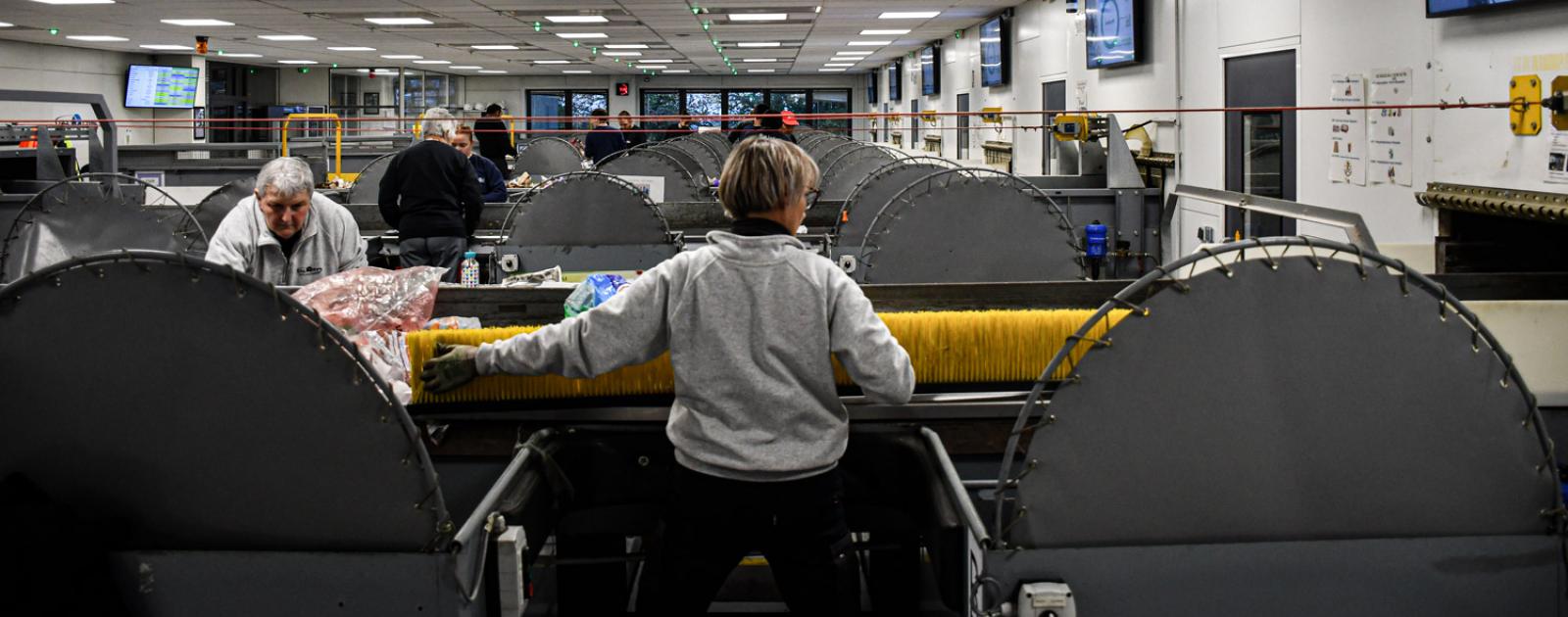 Dans la peau d'une opératrice de tri | Valorys.com